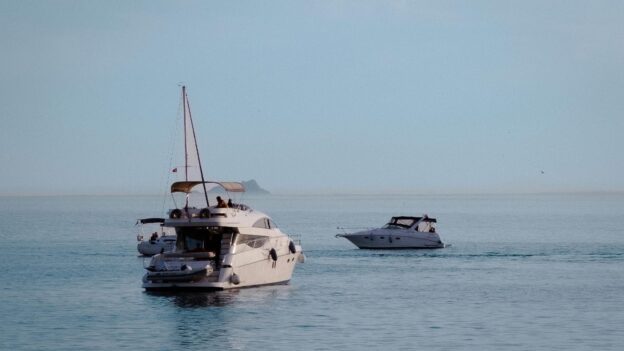 Navigation Rules Every Boater Should Know - American Boating